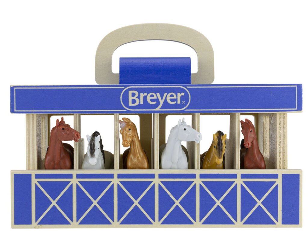 Breyer Farms™ Wood Carry Stable w/ 6 Horses - Al-Bar Ranch